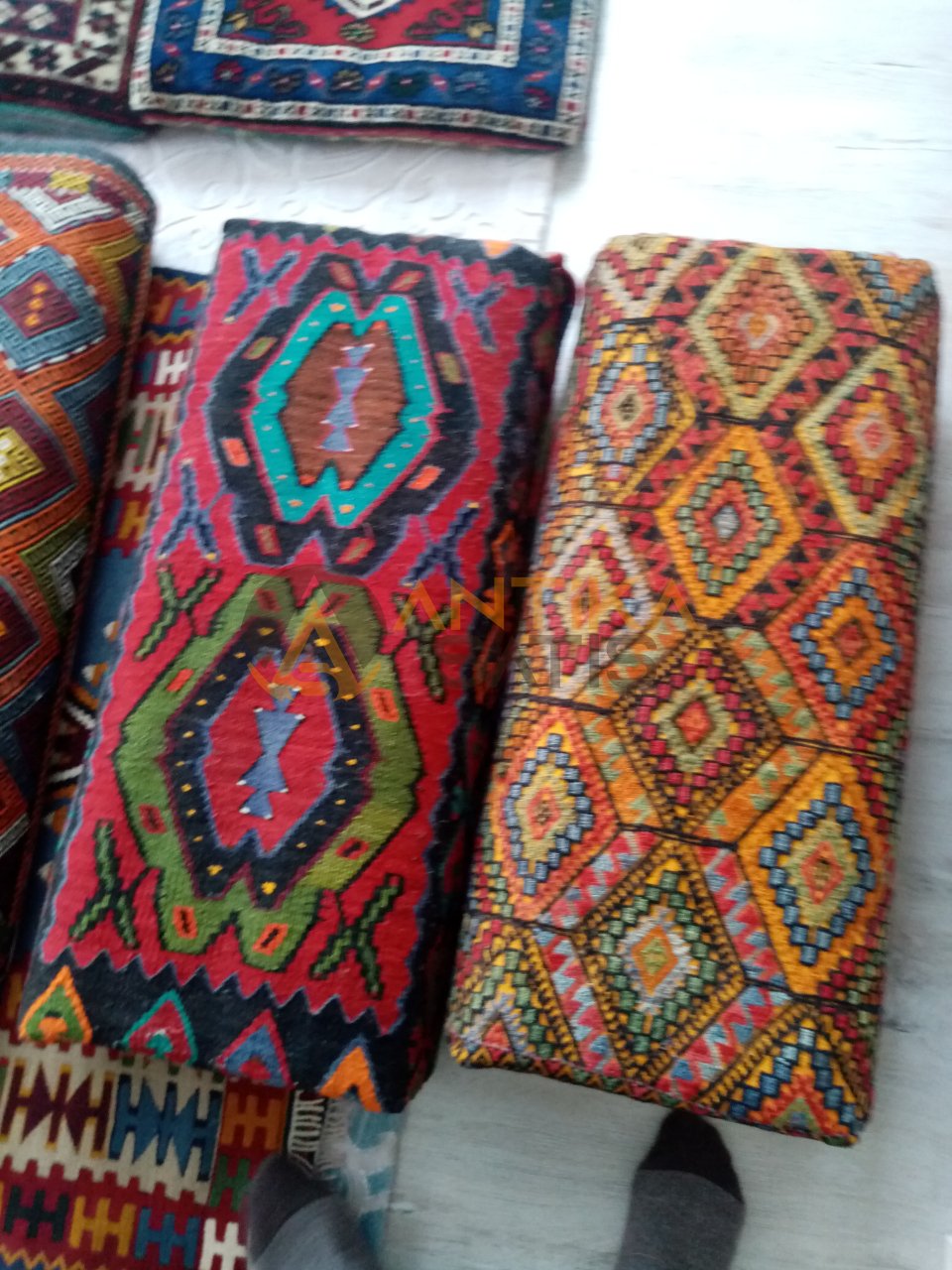 Antika hasır yastık6 minder4 kilim 2